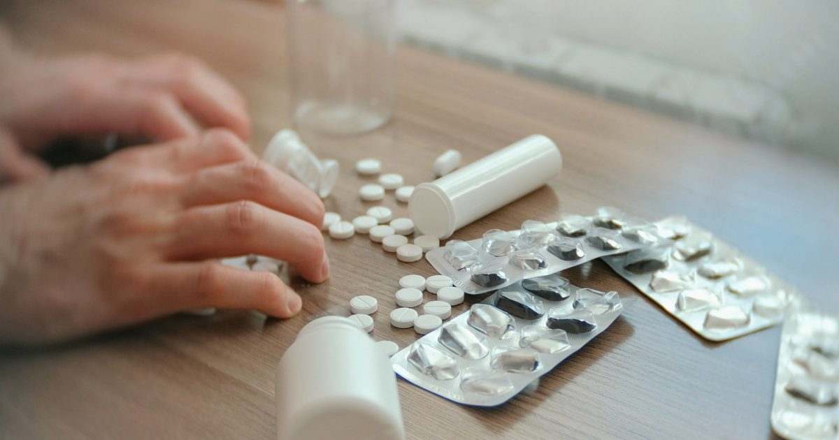 Understanding the lethal interactions between benzodiazepines and ...